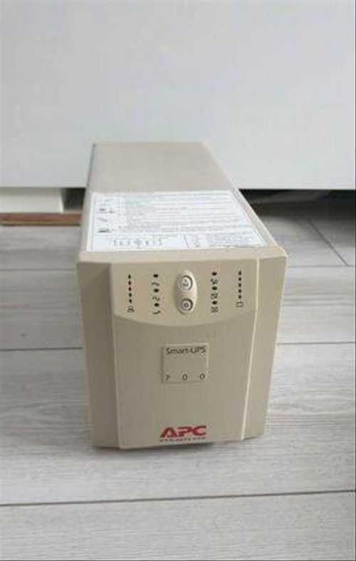 Ибп бесперебойник APC Smart-UPS 700