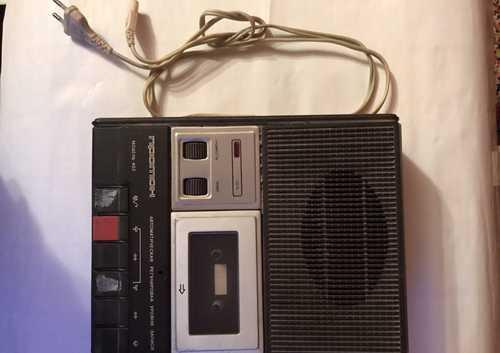 Магнитофон кассетный Протон 402