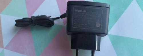 Сетевое зарядное устройство Nokia