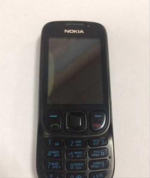 Телефон Nokia 6303i Classic