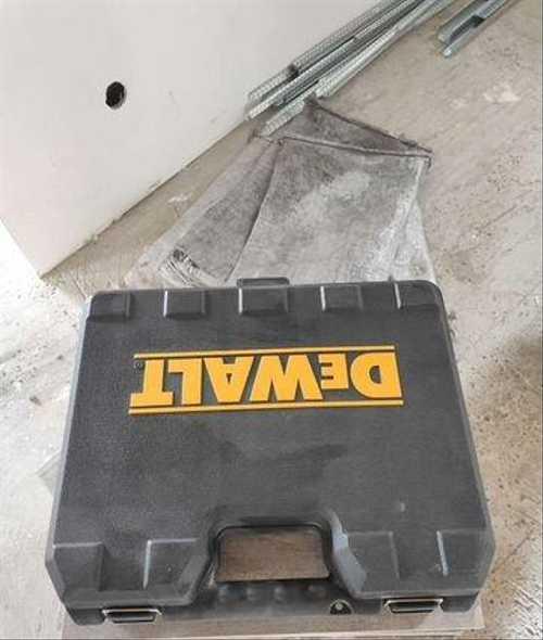 Продам оригинальный кейс DeWalt