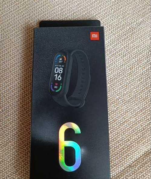 Фитнес-браслет Xiaomi Mi Smart Band 6