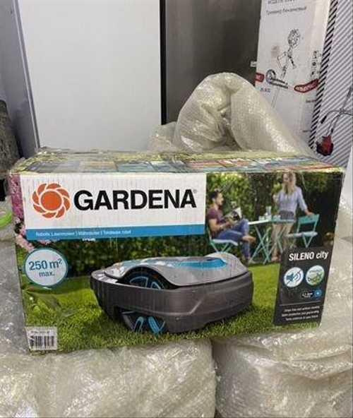 Робот-газонокосилка аккумуляторная Gardena Sileno