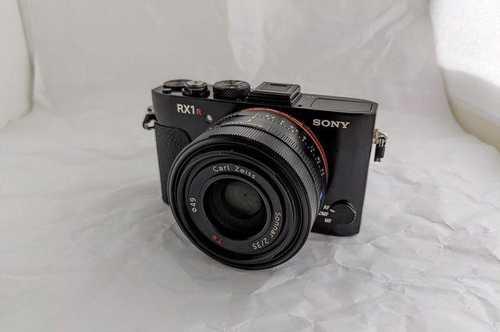 Sony RX1R Full Frame Compact Camera