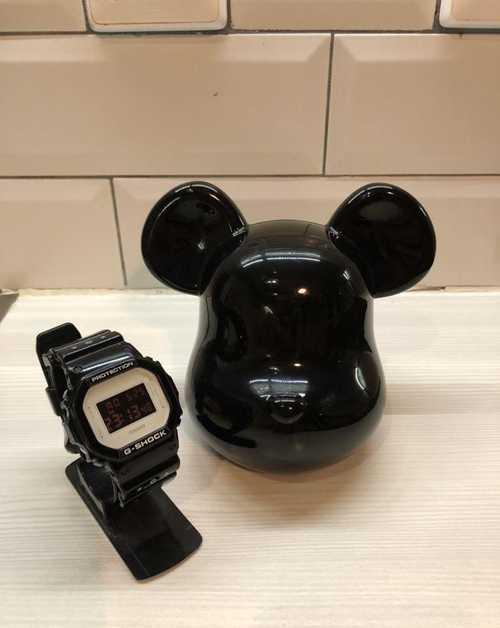 Casio G-shock x Medicom Toy Bearbrick DW-5600MT