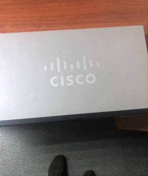 Cisco sf300-24pp