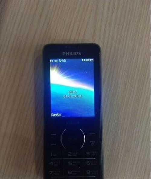 Кнопочный телефон Philips Xenium X1560