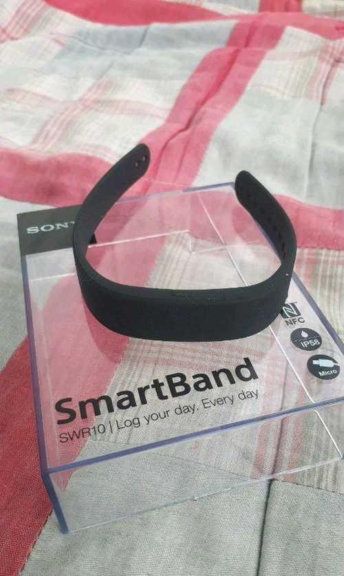 Фитнес браслет sony SmartBand SWR10