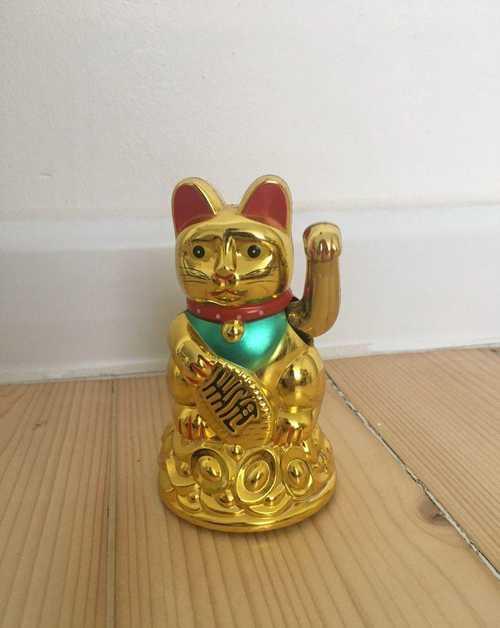 Манеки неко (Maneki-neko)