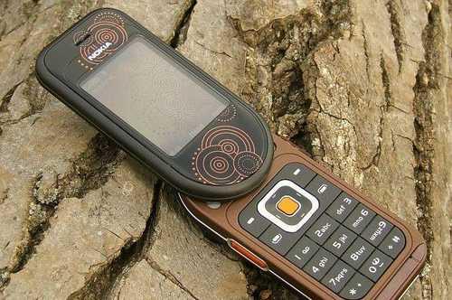 Телефон Nokia7373