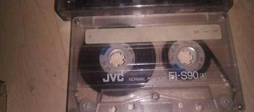 Японские кассеты Sony,JVC.(12 шт.)