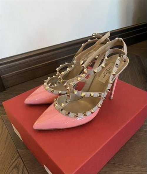 Туфли Valentino Rockstud