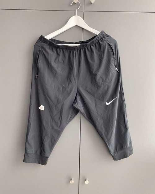 Шорты Nike 3/4