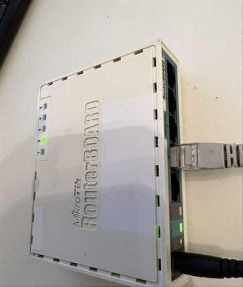 Роутер MikroTik RB750