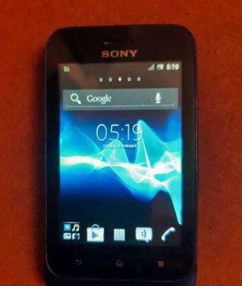 Смартфон Sony Xperia tipo ST21