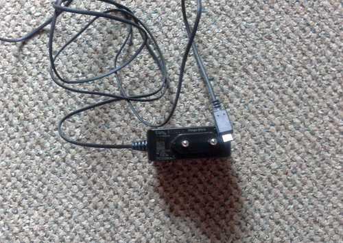 Зарядное устройство Sony Ericsson