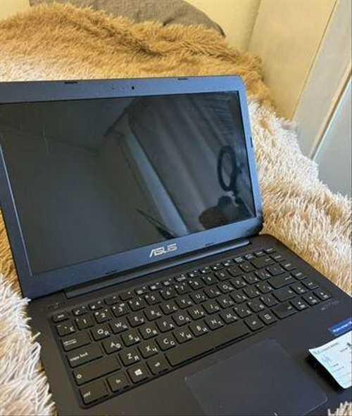 Asus e402m ноутбук