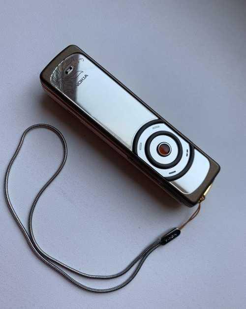 Телефон Nokia 7380
