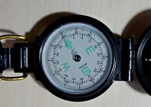 Компас Engineer Lensatic Compass. Военный