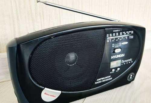 Радиоприемник Hyundai H-1612 Dynamic Sound