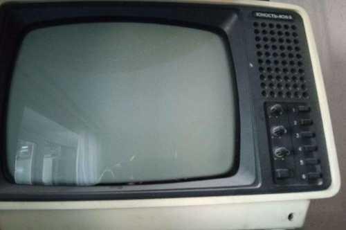 Телевизор Юность 401