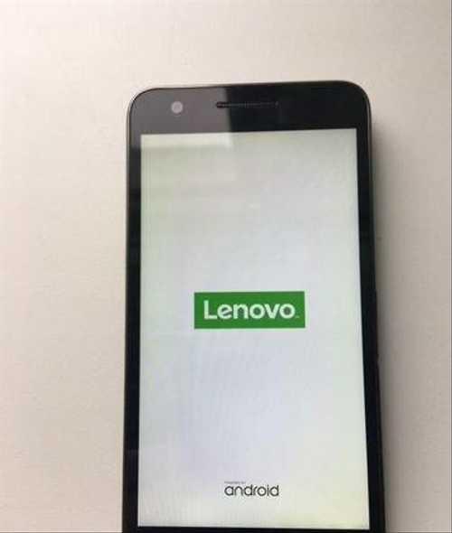 Смартфон Lenovo и HTC