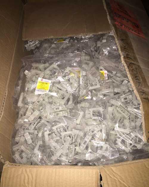 Крепеж дрежатель для гофры 32 мм