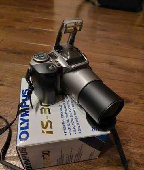 Плёночный фотоаппарат Olimpus IS-300