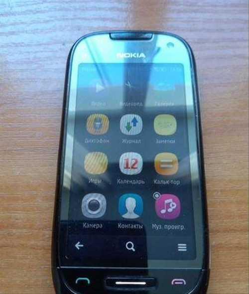 Телефон Nokia С7