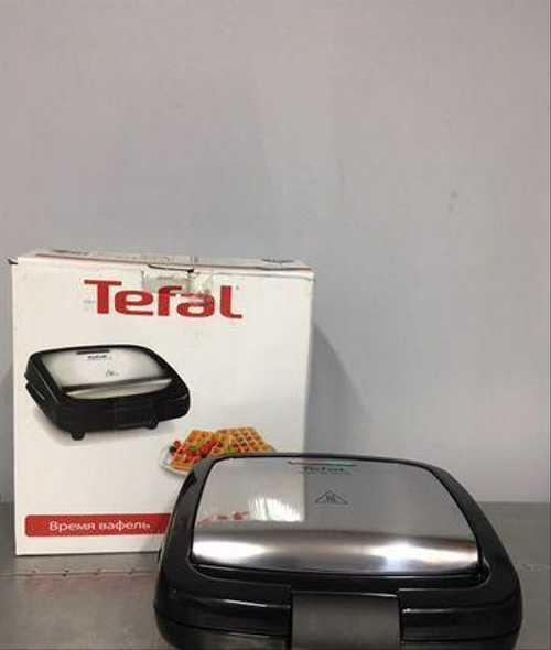 Вафельница Tefal WD170D38