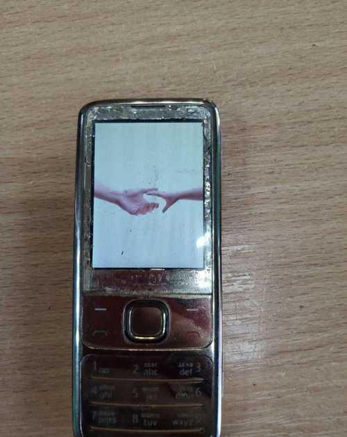 Телефон Nokia 6700
