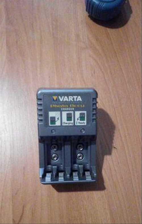 Зарядное устройство Varta