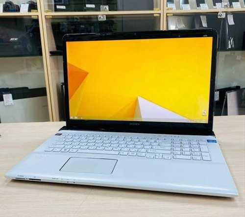 Ноутбук Sony 17.3" Core i3-3210M / 12Gb / 240Gb