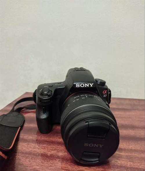 Sony Alpha 37