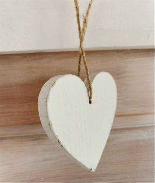 Деревянные подвески сердечки