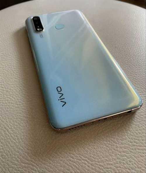 Смартфон vivo Y19 4/128Gb White
