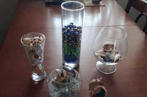Набор стеклянных ваз с декором