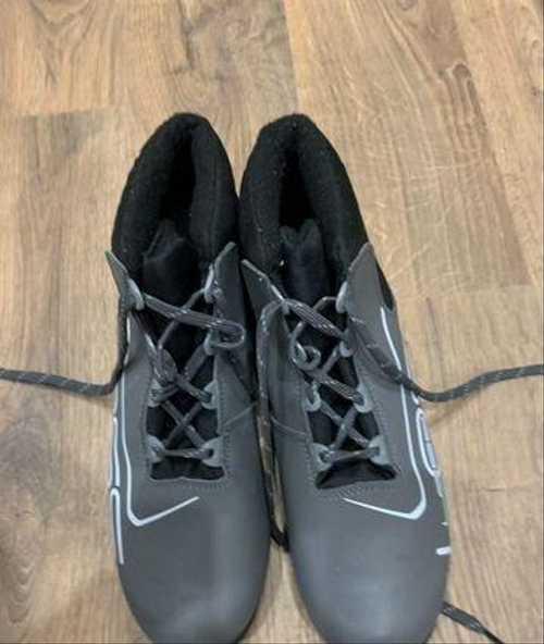 Ботинки лыжные 44-45 р