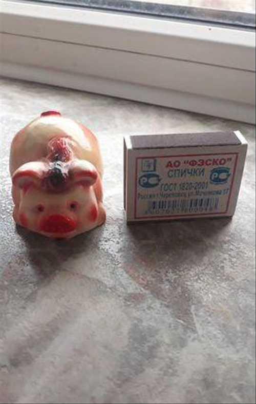 Декоративная фигурка поросёнок