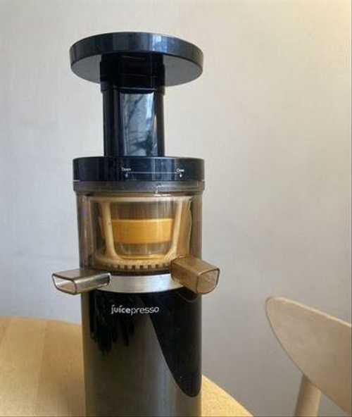Соковыжималка шнековая juicepresso coway