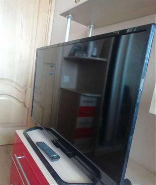 Телевизор JVC LT-40m640