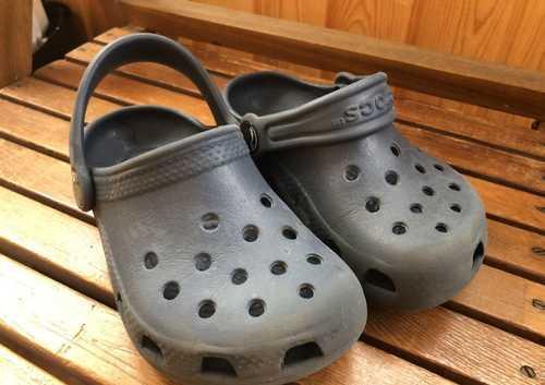 Crocs
