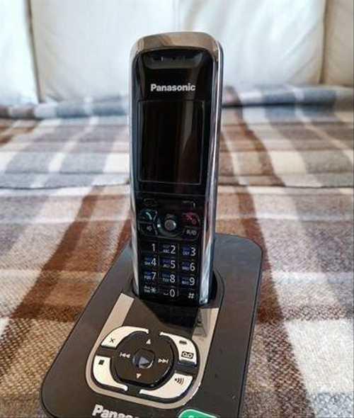 Беспроводной телефон Panasonic KX-TG8421