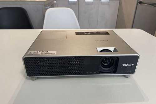 LCD проектор Hitachi CPX1 2000lm короткофокусный