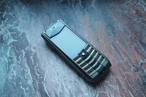 Vertu Ascent X Titanium Black Leather