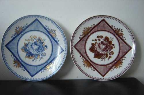 Две декоративные настенные тарелки