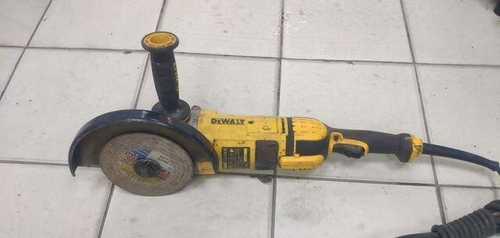 Болгарка Dewalt DWE 4579