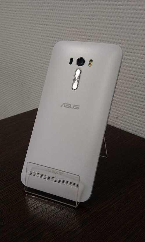 Asus ZenFone Selfie 3/32Gb. 8-ядерный