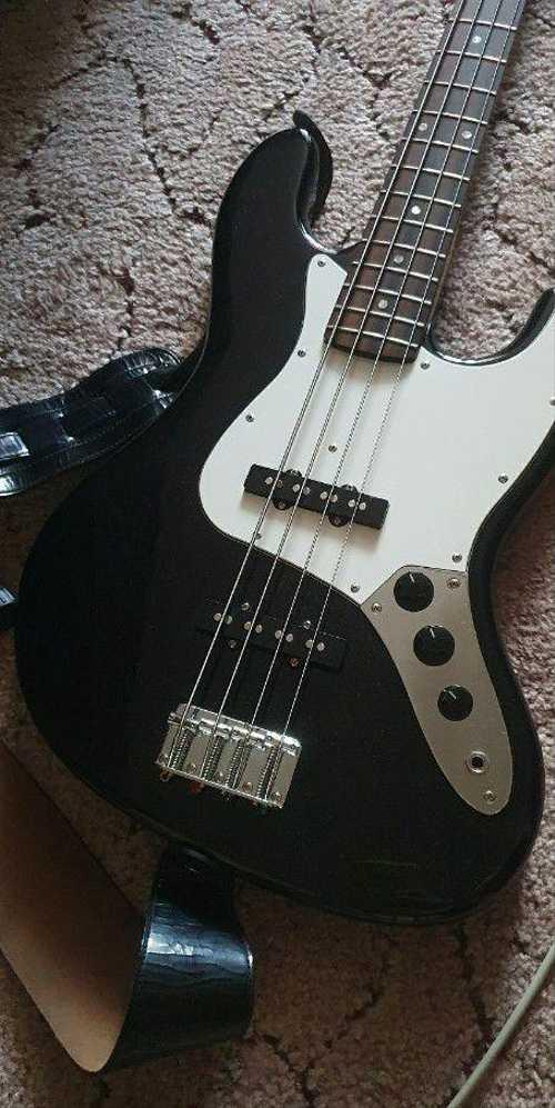 Бас гитара Fender Squire Affinity Jass Bass