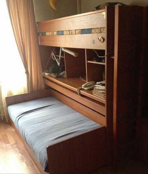 Комплект кровать, шкаф, полочный шкаф